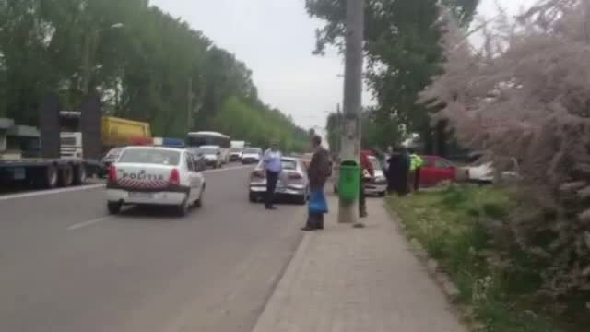 Doi politisti din Dambovita, batuti de un sofer baut si rudele sale ...