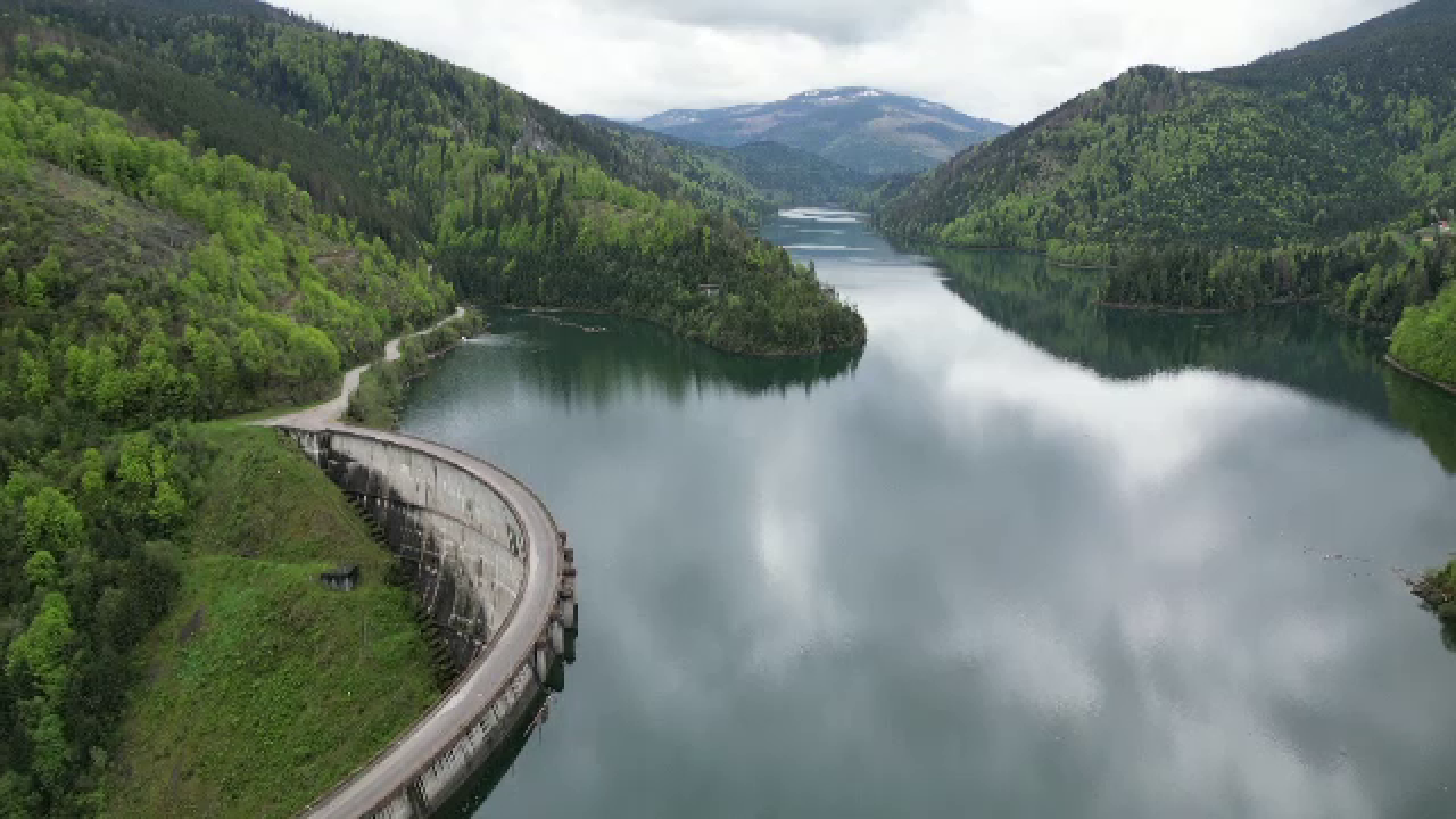 Atracții turistice în Valea Drăganului. Ce nu trebuie să ratezi când ...