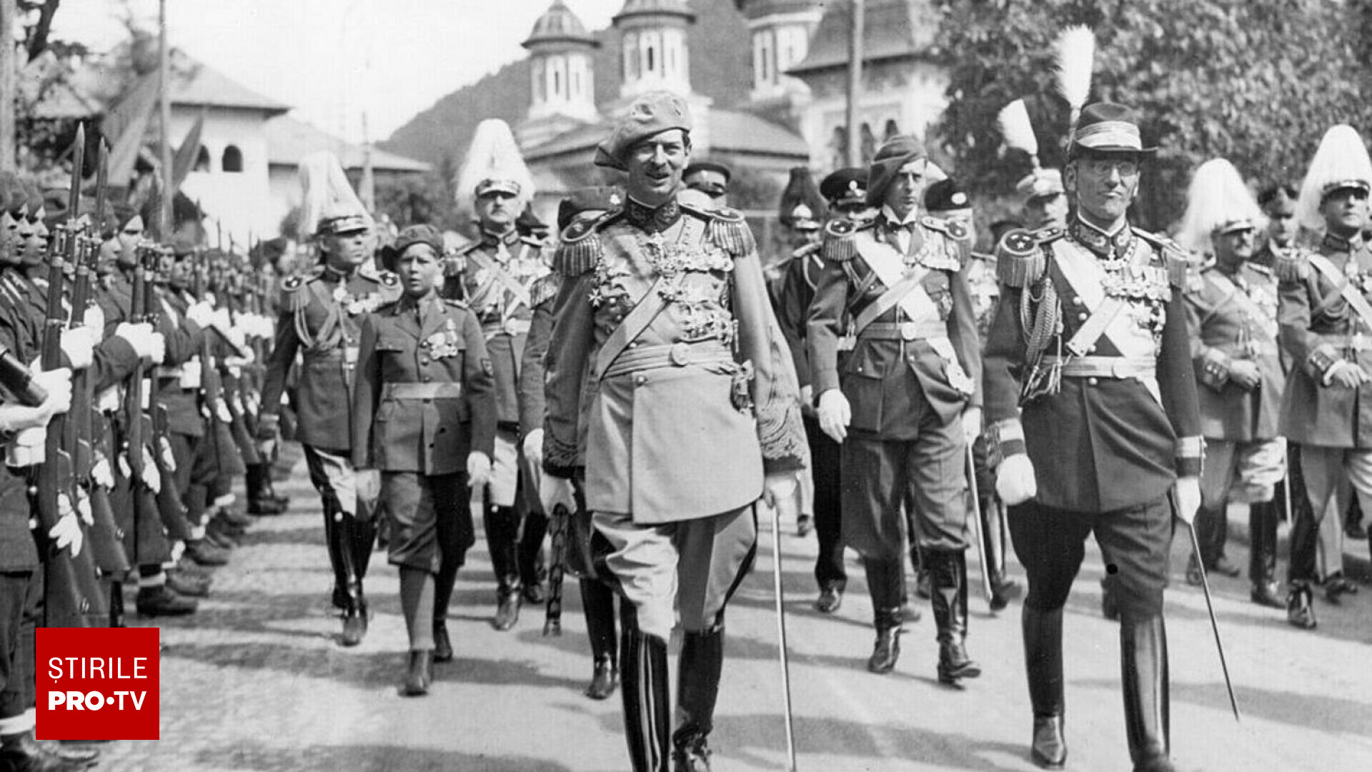 Regele Carol al II-lea - viața și cariera politică a celui mai ...