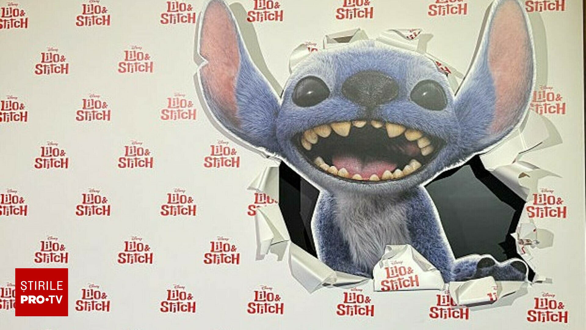 Un extraterestru albastru l-a bătut pe Tom Cruise la box office. Cât a ...