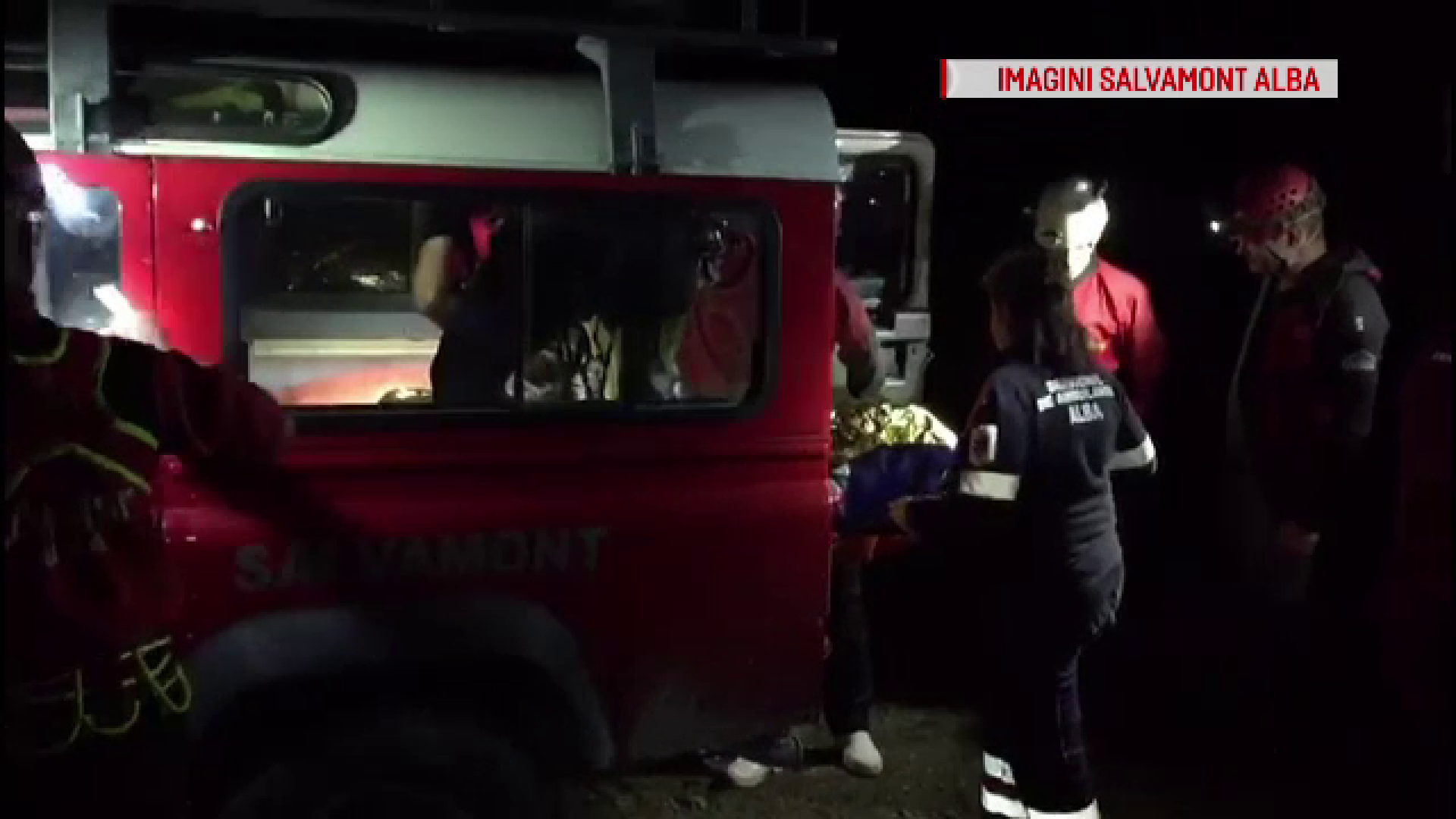 A căzut de la 4 metri și și-a rupt picioarele, într-o peșteră din ...