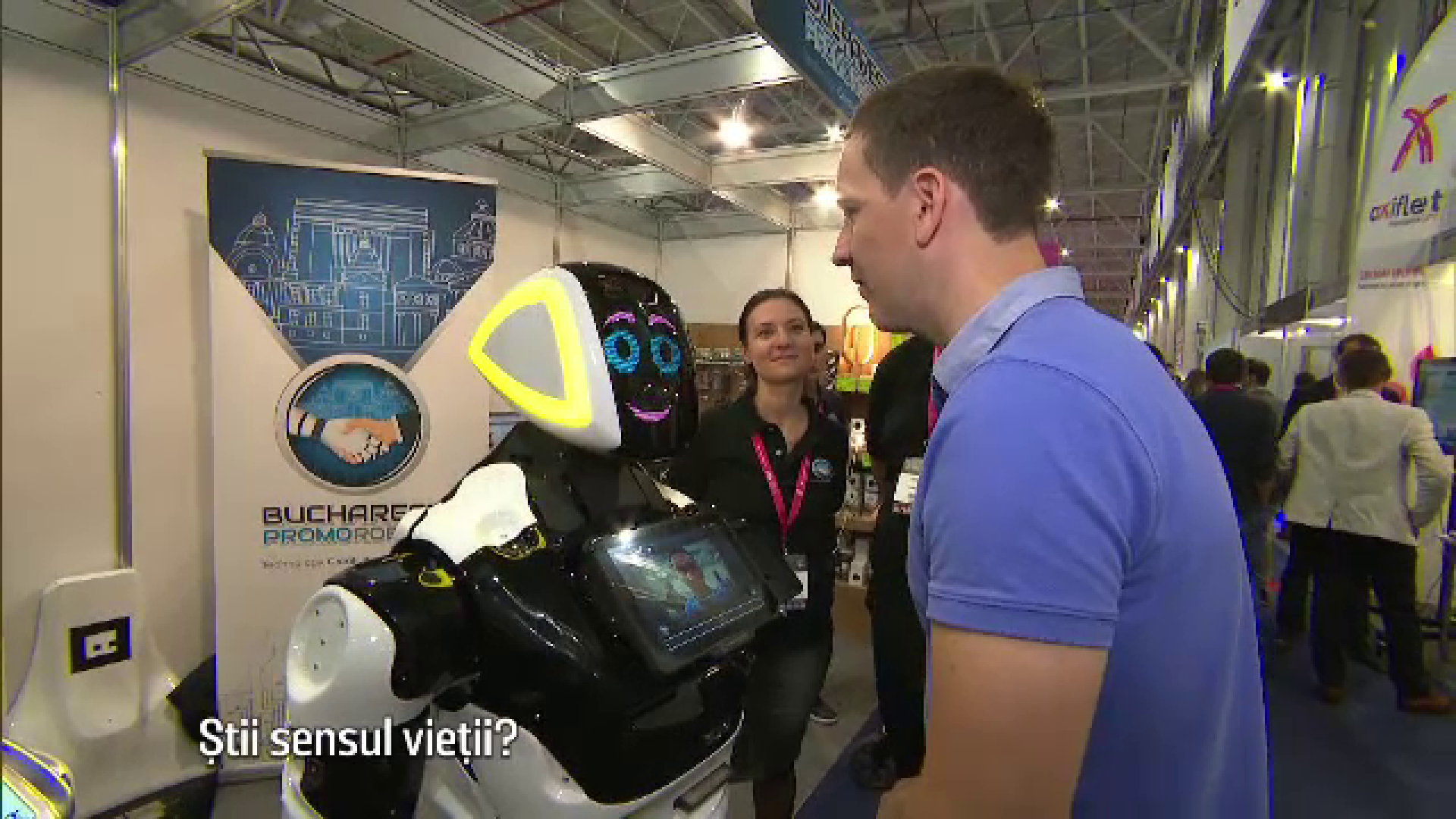 Escu, robotul dotat cu inteligenţă artificială şi o doză de umor. Gluma ...