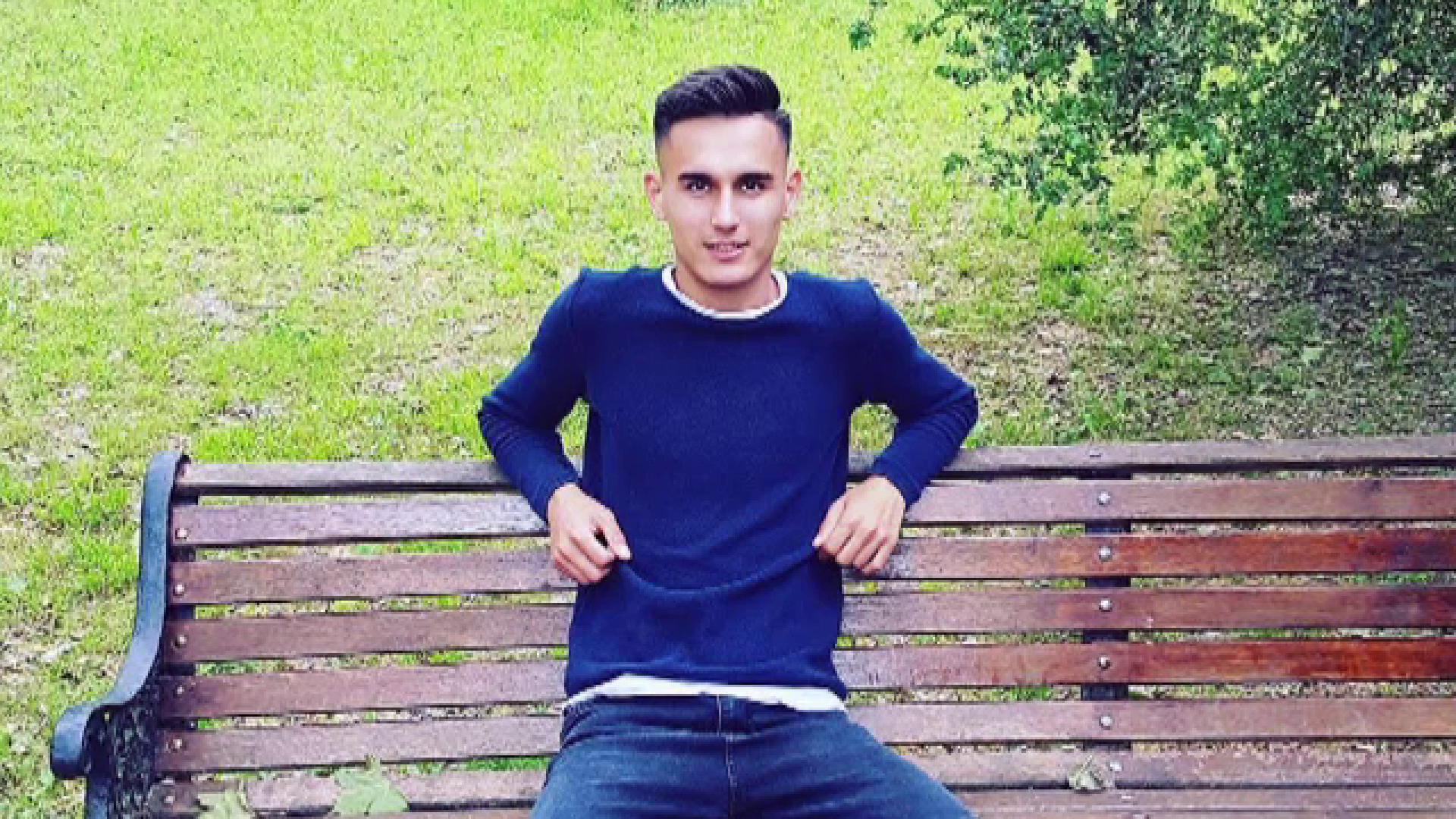 Cine este pompierul care și-a înjunghiat fosta iubită. Adi nu a ...