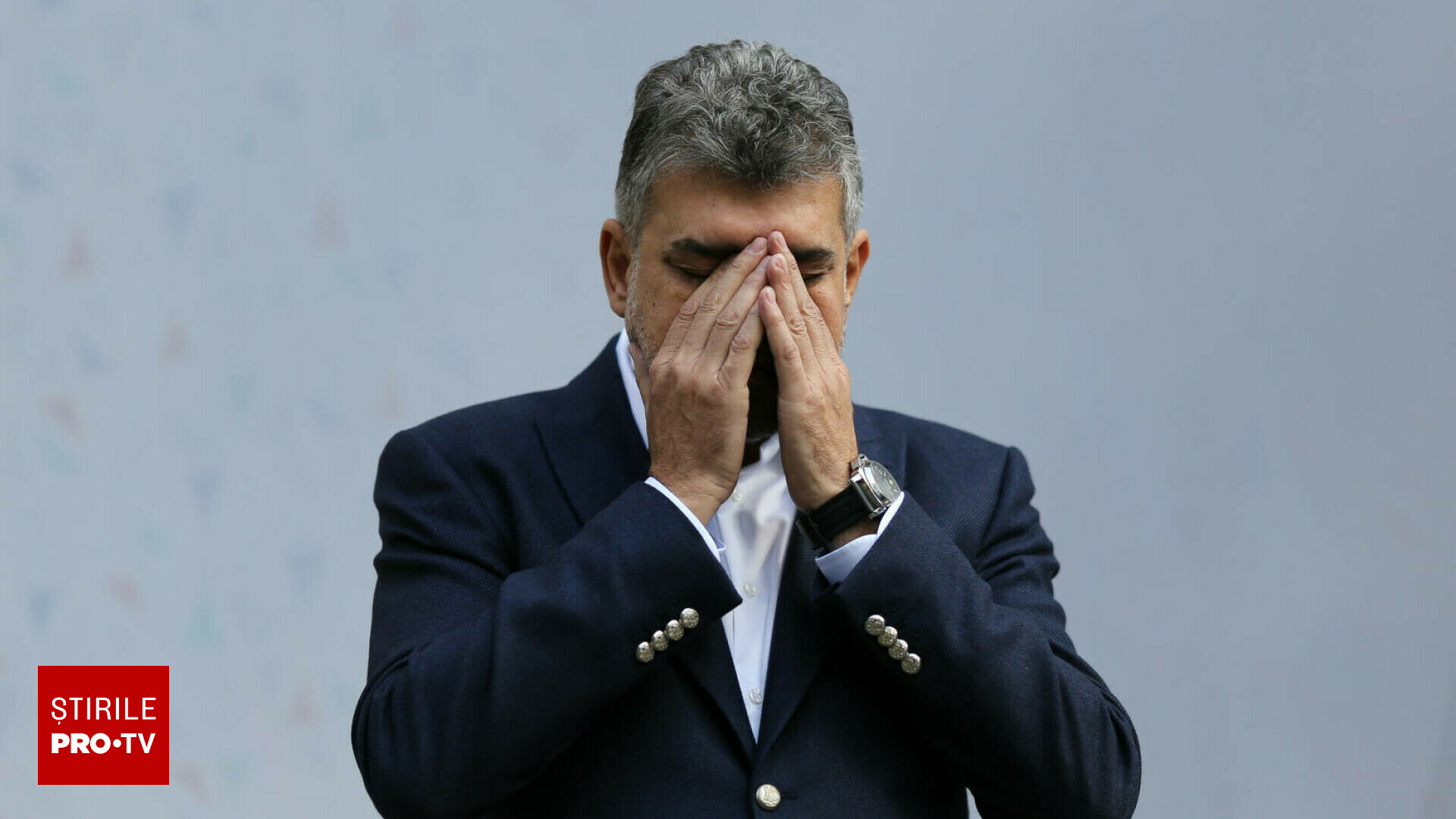 Ciolacu, alți lideri PSD și copiii lor ar fi zburat cu un avion privat ...