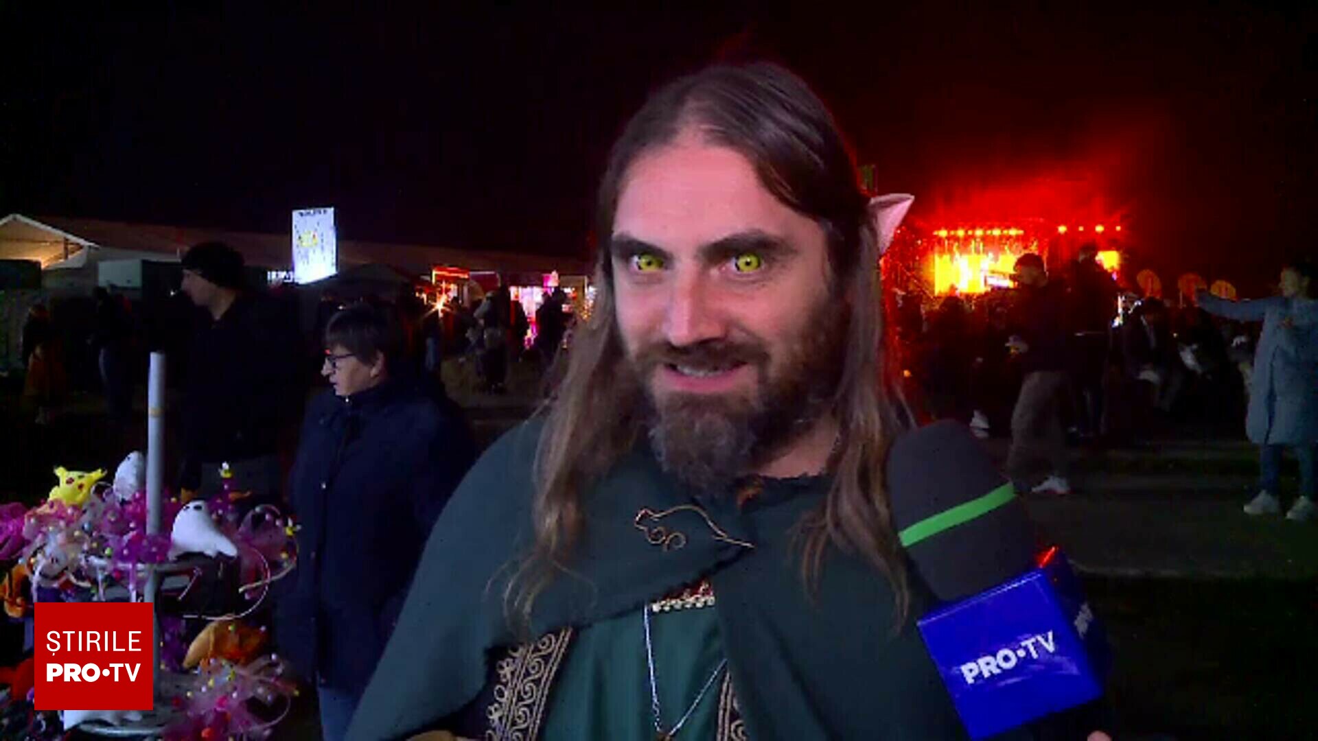 Bucureștenii au ”bântuit” la un festival de Halloween. ”Sper că nu ...