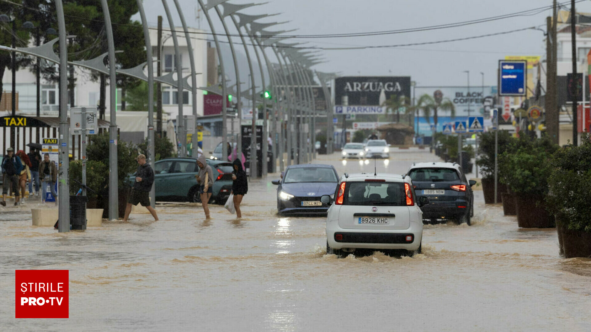 Ploile torențiale au paralizat Ibiza. Uraganul Gabrielle a provocat ...