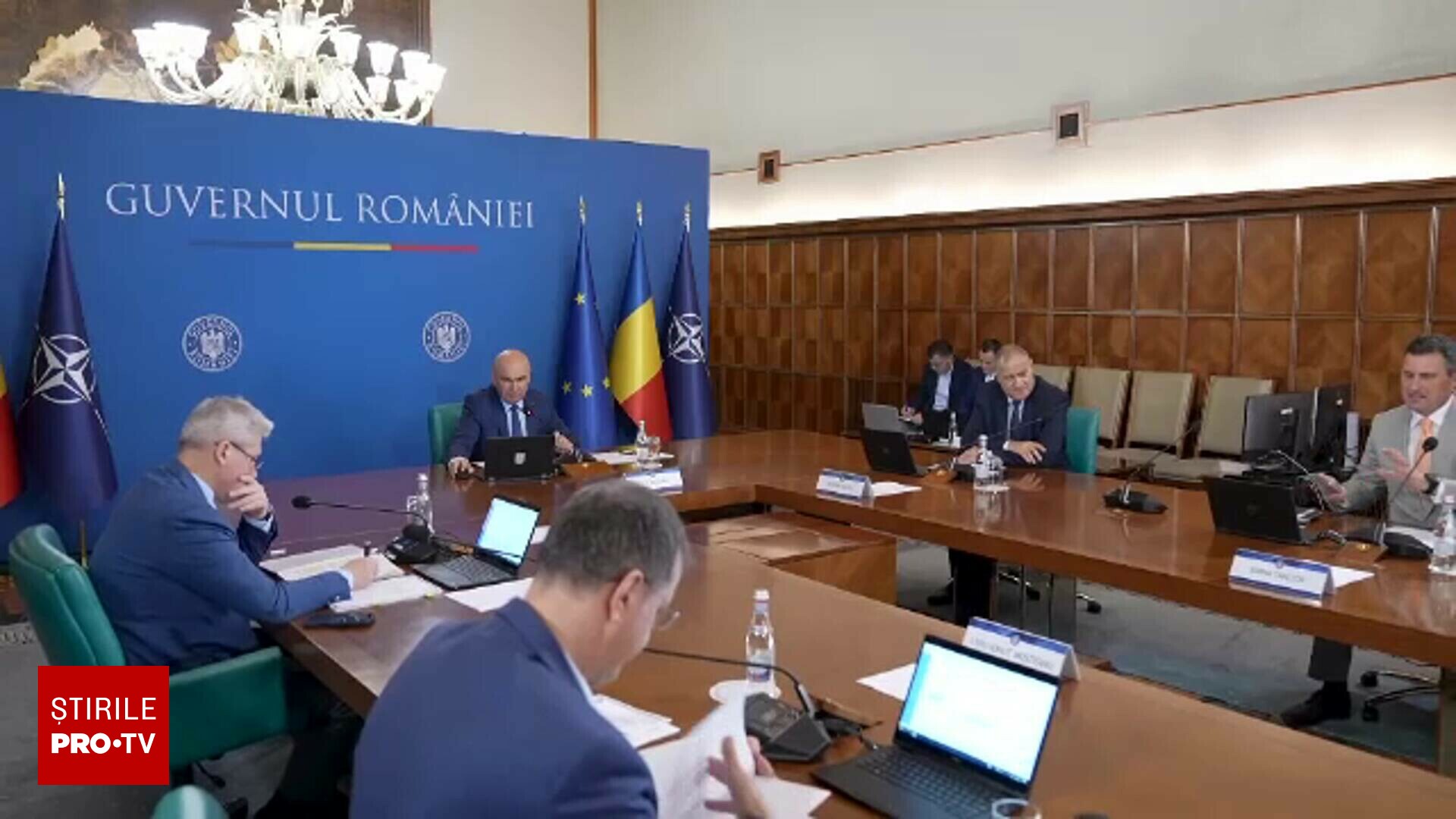 Partidele politice, iertate de austeritate la rectificare, în ciuda ...