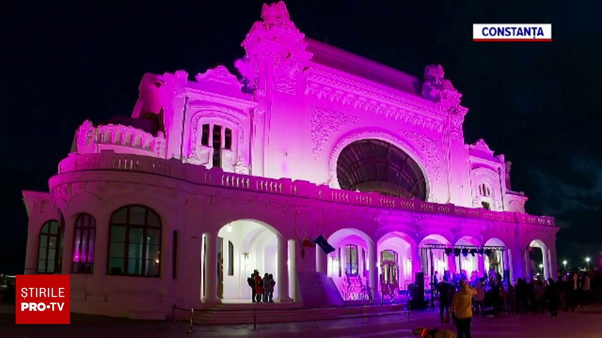25 de clădiri din România, iluminate în roz pentru conștientizarea ...