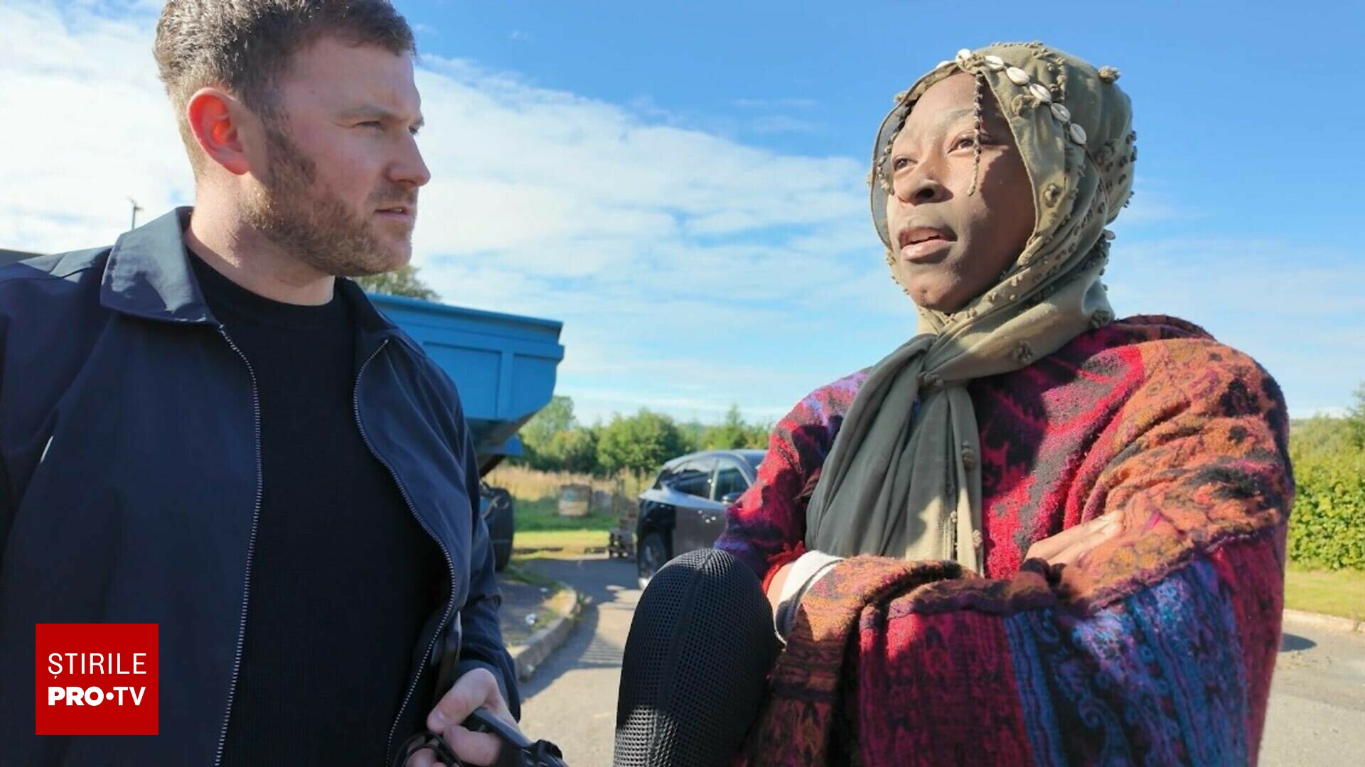 „Cultul din pădure”: O mamă cere deportarea fiicei spălate pe creier de un grup care este codus ...