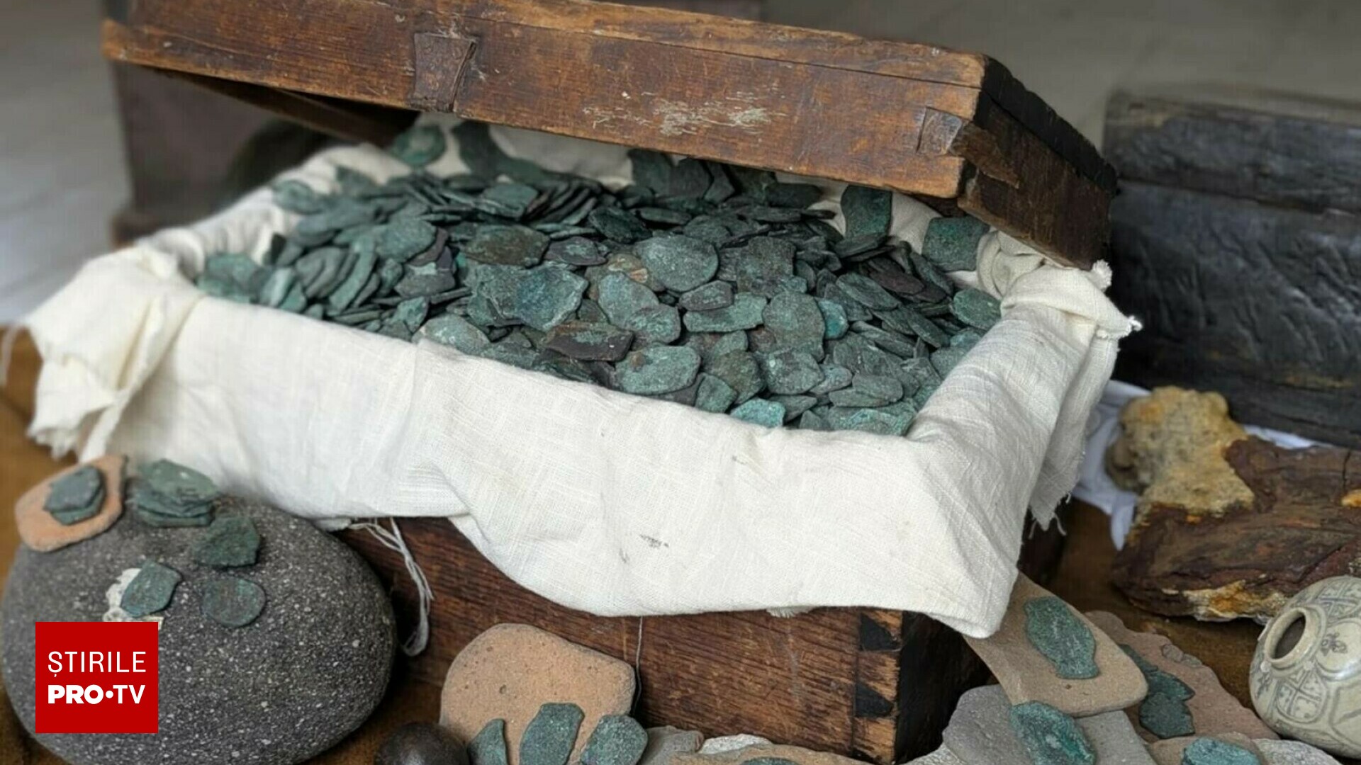 Un grup de scafandri a descoperit monede de aur în valoare de 1 milion ...