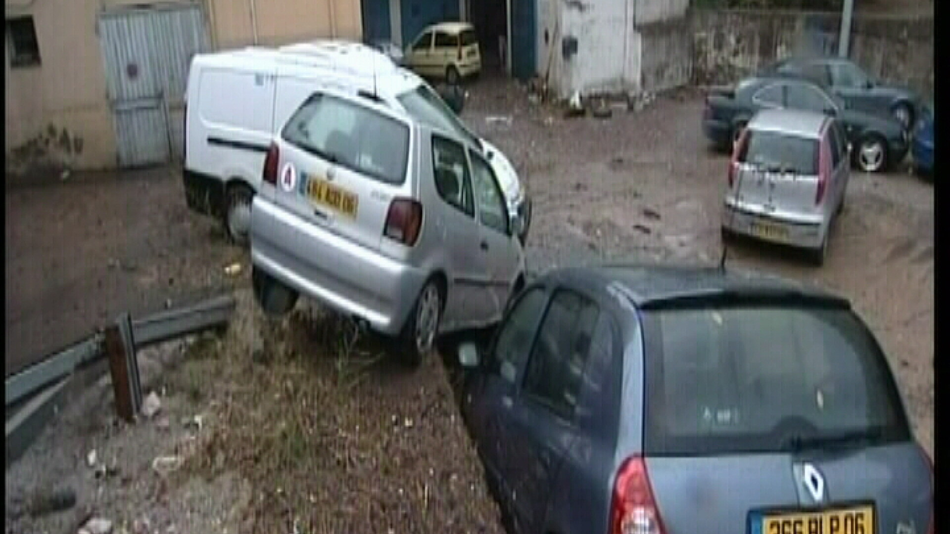 Haos in sud-estul Frantei, in urma unor inundatii de proportii ...