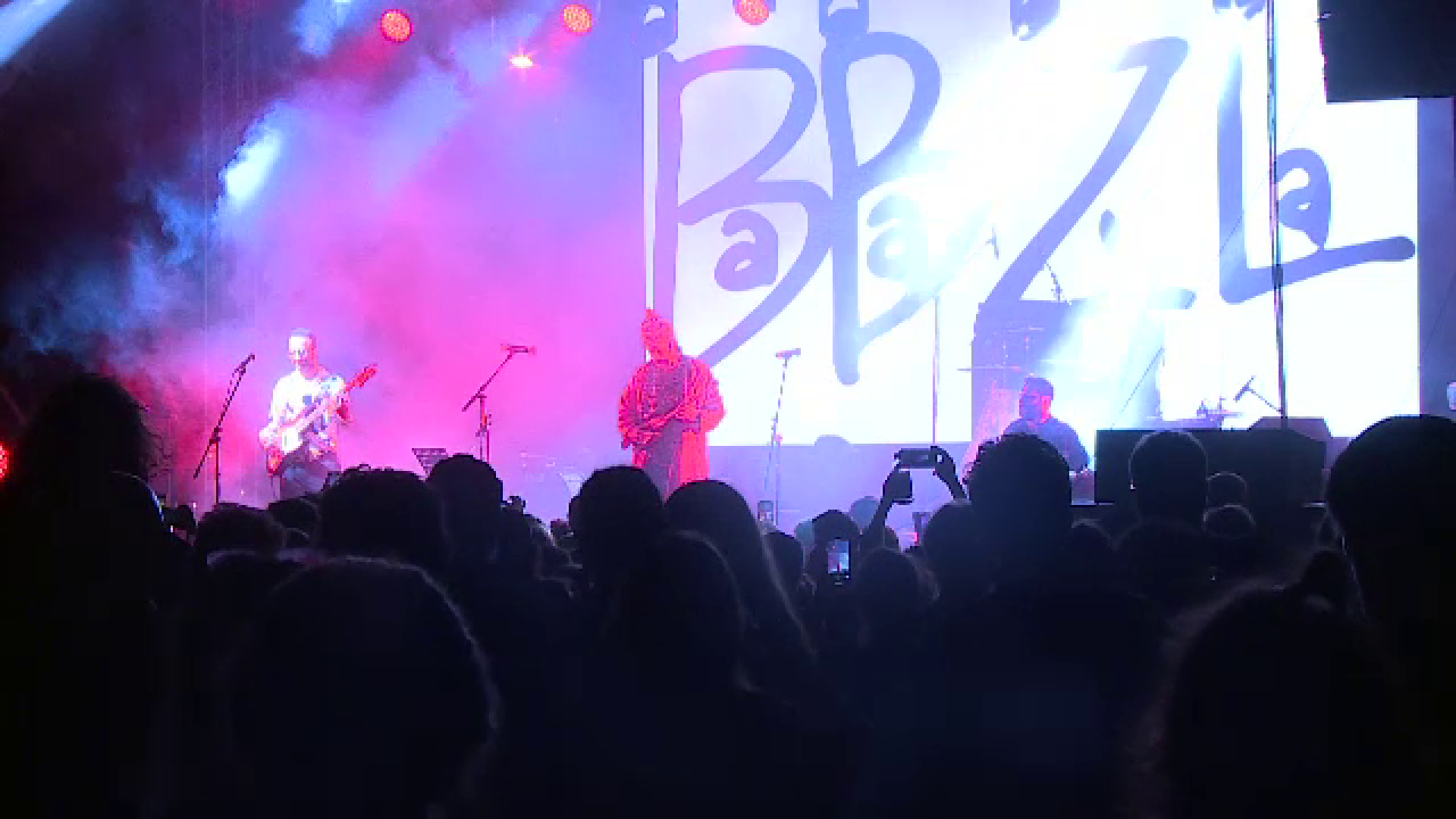 „Balkanik Festival” s-a reîntors în liniștita Gradină Uranus din ...