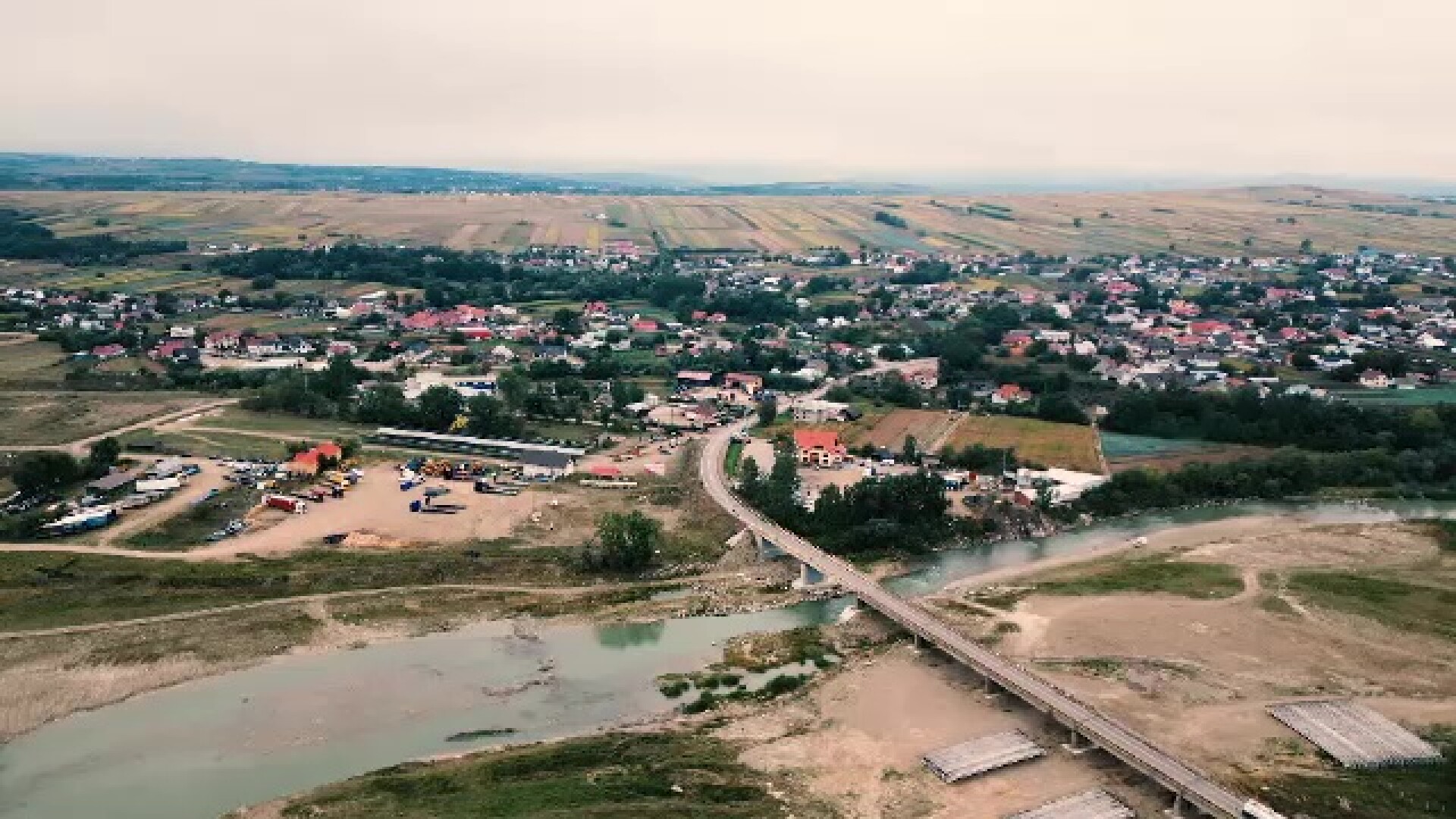 Acesta este „Podul Rușinii” din România. Așa a fost redenumit pe Google ...