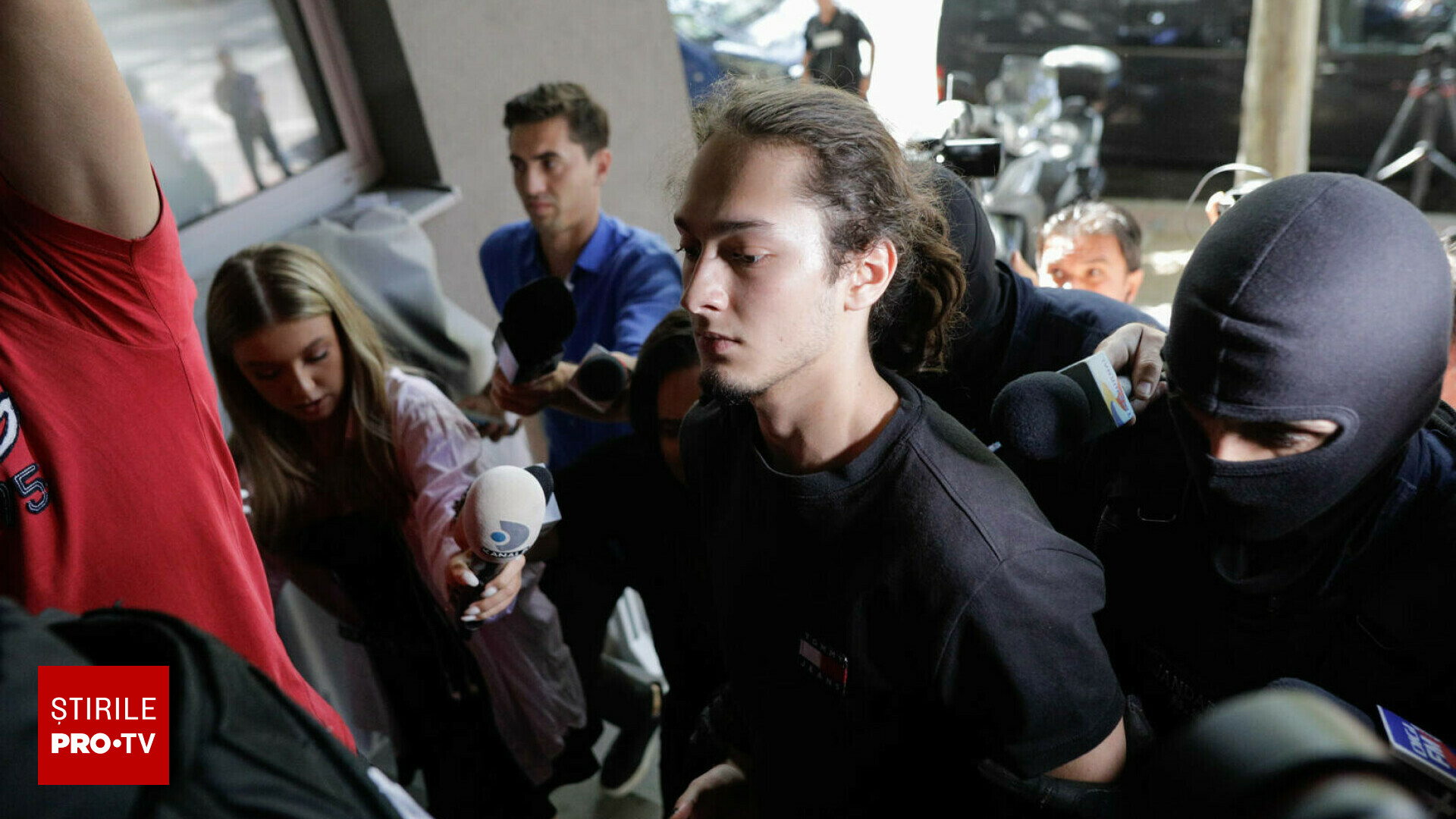 Maru, presupusul dealer al lui Vlad Pascu, arestat la domiciliu în ...