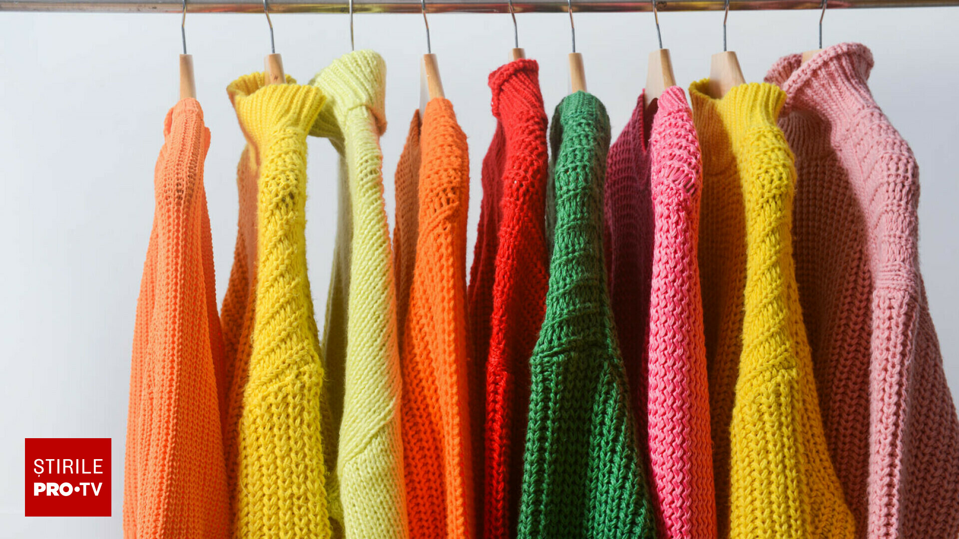 Ce culori se poartă toamna în 2025: tendințe în modă și design ...