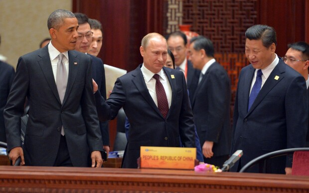 Momente tensionate intre Putin si Obama la Beijing. Reactiile pe care ...