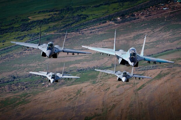 Armata rusa: "Un avion de vanatoare s-a apropiat la 2-3 km de o ...