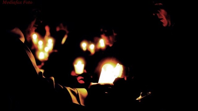 Noaptea Invierii in imagini. GALERIE FOTO de la ortodocsi si catolici ...