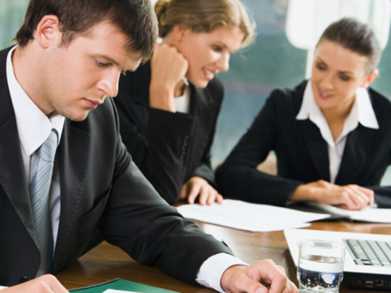 MOTIVUL pentru care angajatii si sefii se tem sa MULTUMEASCA la locul ...