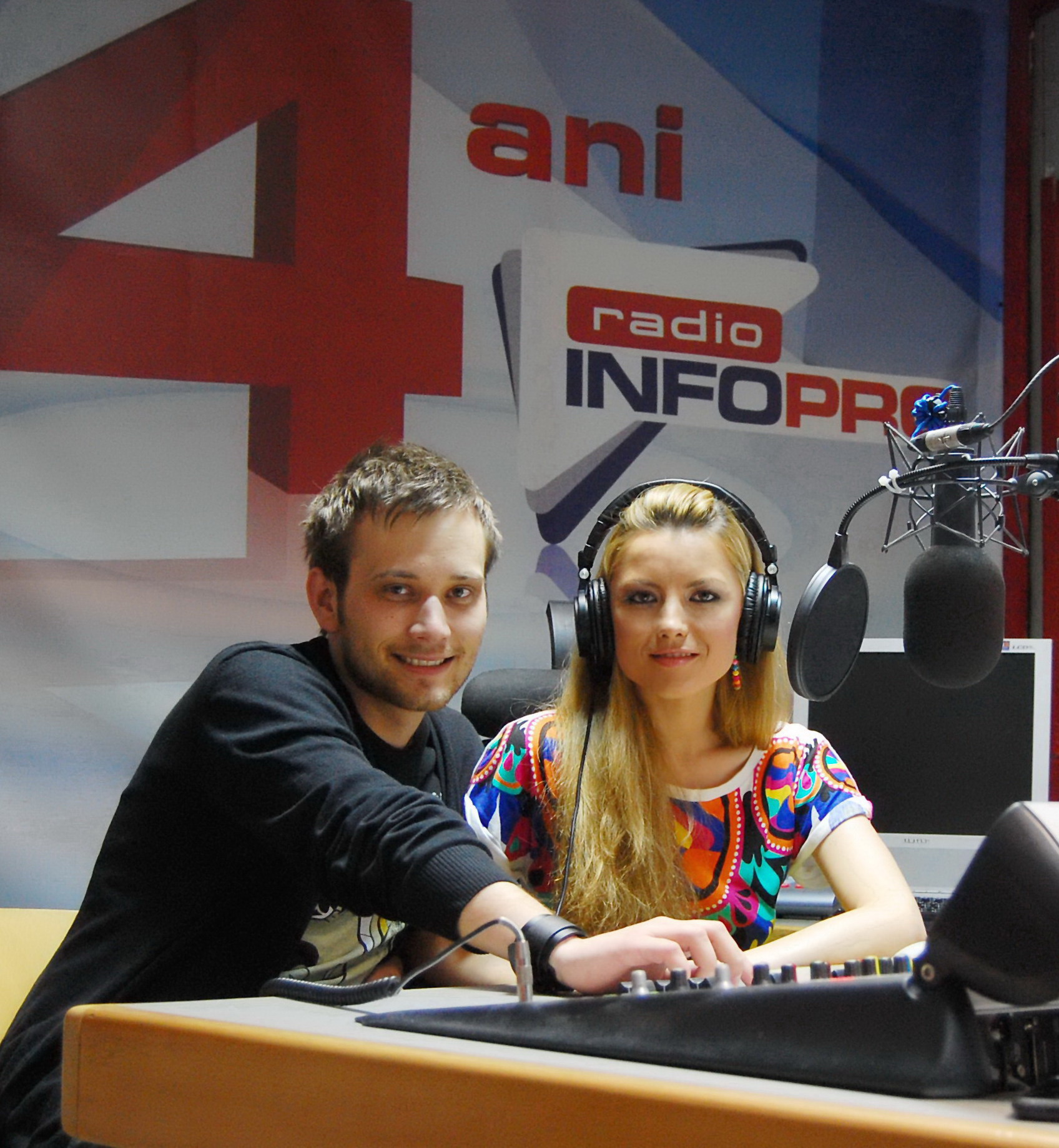 Elena Gheorghe da ultimele detalii despre Eurovision la Radio InfoPro ...