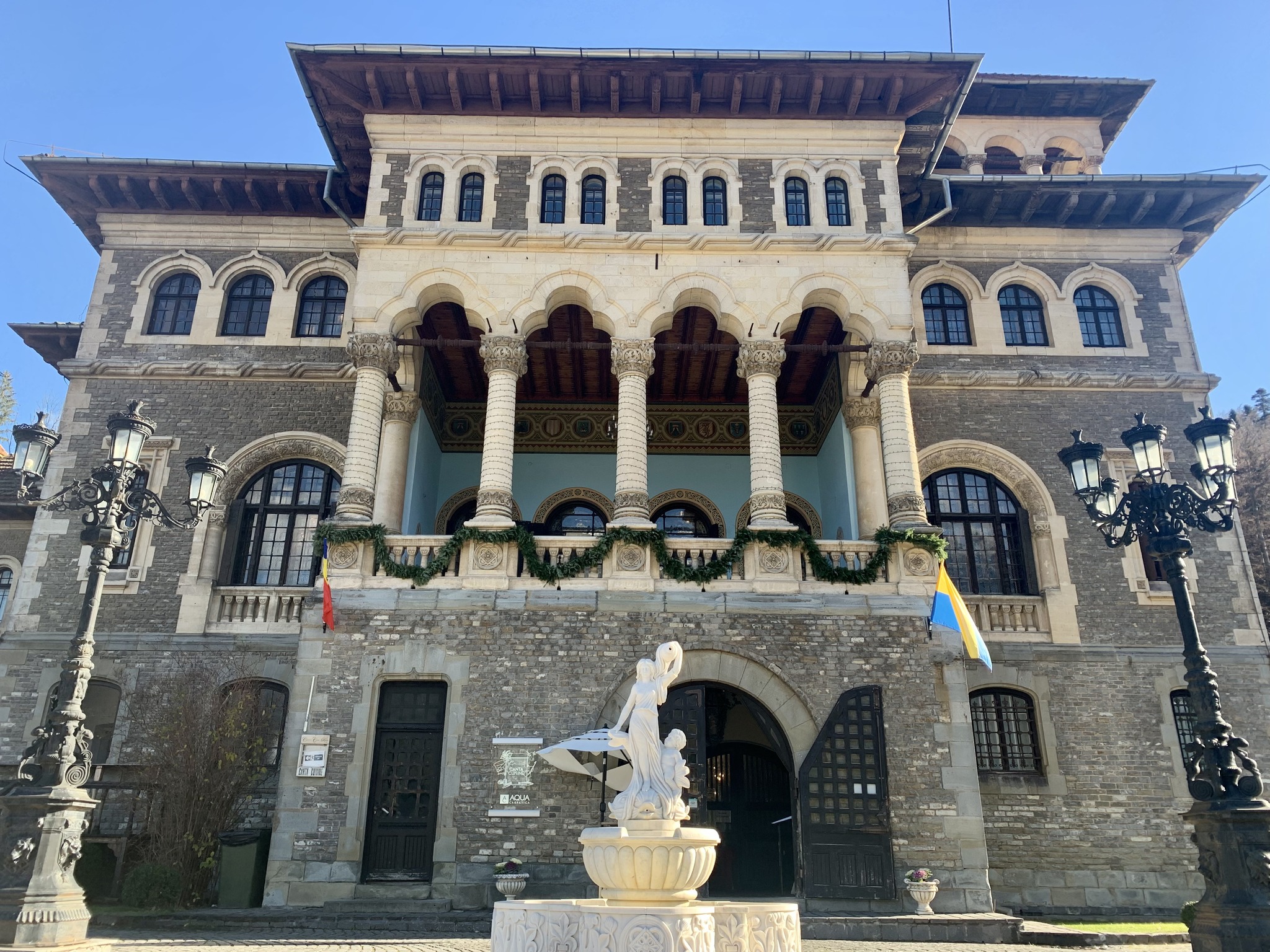 Castelul Cantacuzino din Bușteni a ajuns în presa internațională, după ...