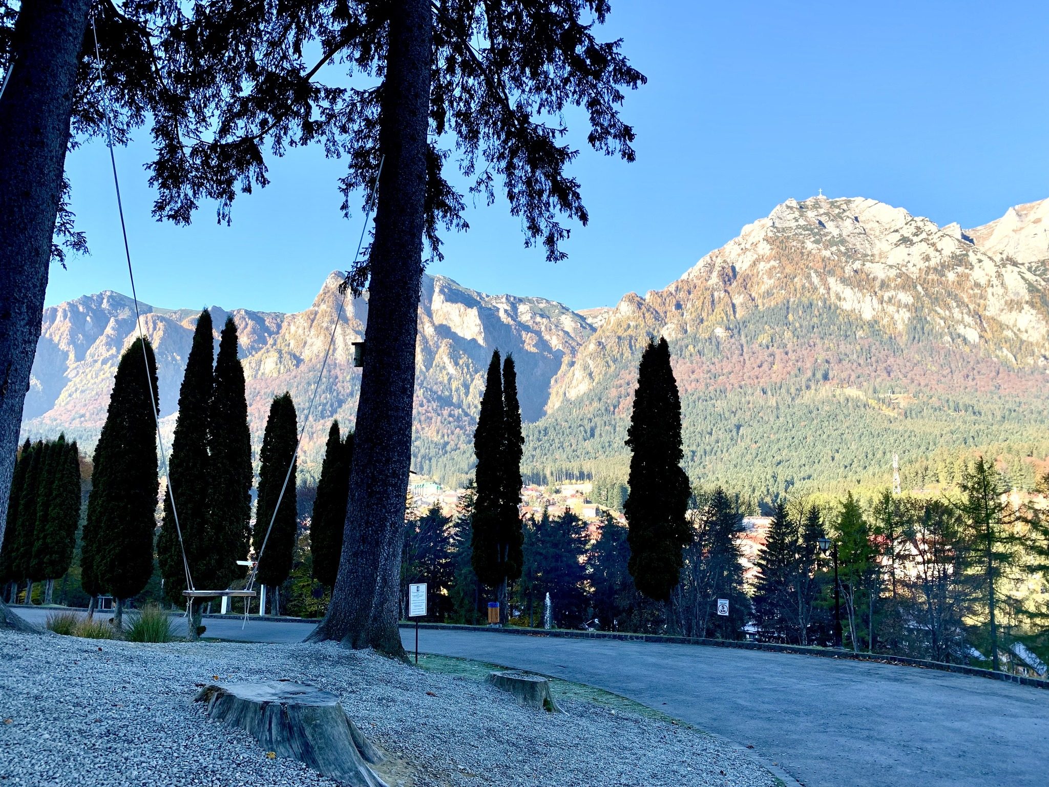 Castelul Cantacuzino din Bușteni a ajuns în presa internațională, după ...