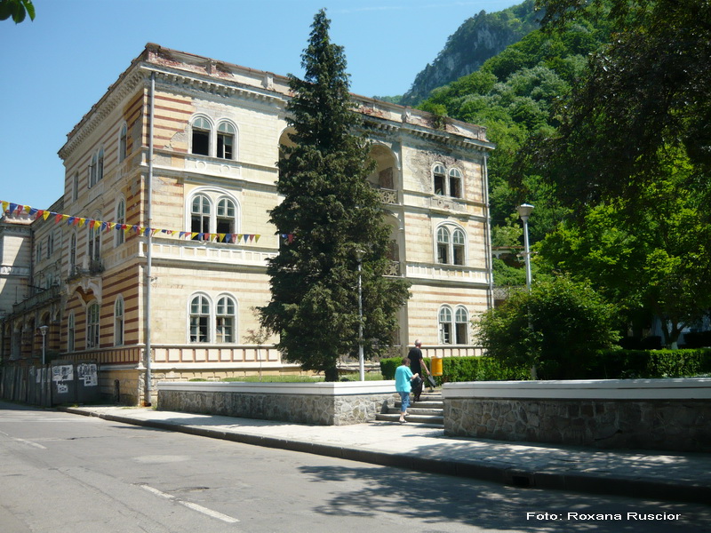 Galerie FOTO. Calatorie prin paradisuri romanesti in paragina. Statiuni ...