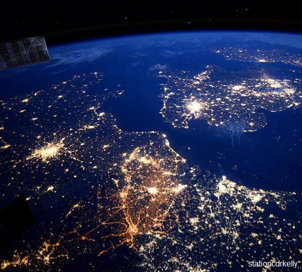 Astronautii au facut o descoperire ingrijoratoare in fotografiile ...