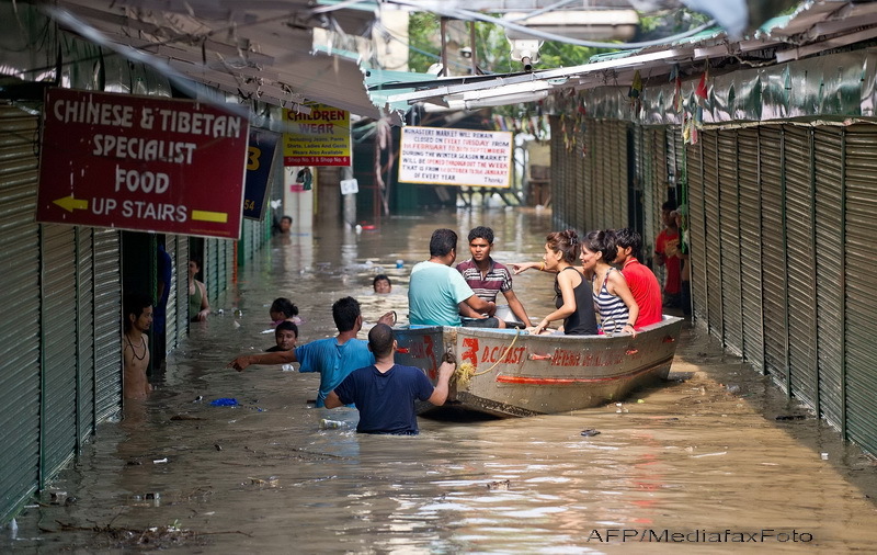 Imaginile musonului din India care a ucis 138 de persoane pana in ...