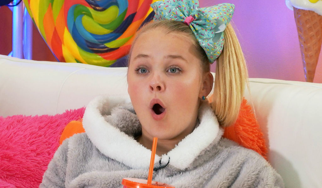 JoJo Siwa, adolescenta celebră pe YouTube care a devenit "fabrică de ...