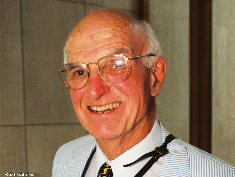 Joseph E. Murray, doctorul care a efectuat primul transplant reusit din ...