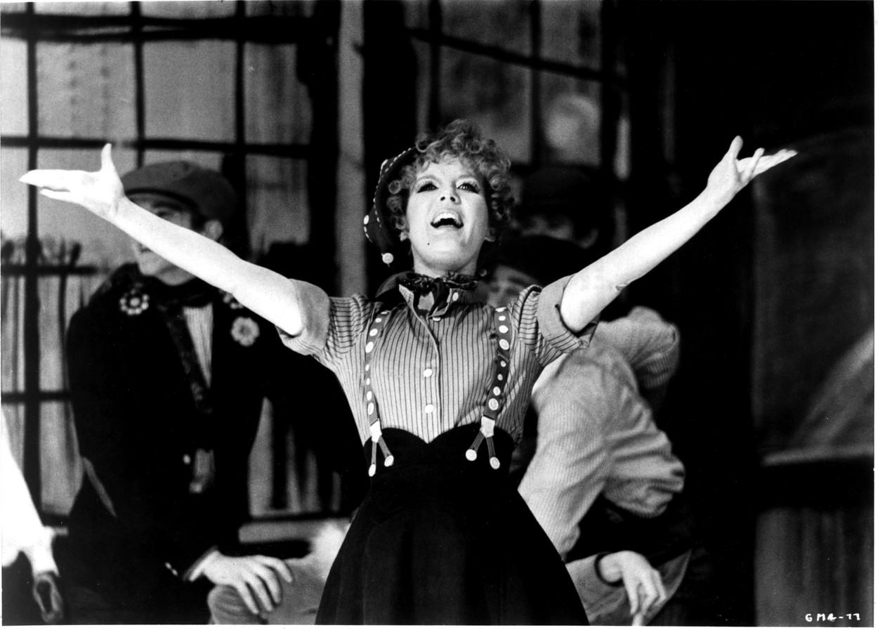 Petula Clark împlinește 90 de ani. Cum arată acum superba actriță ...