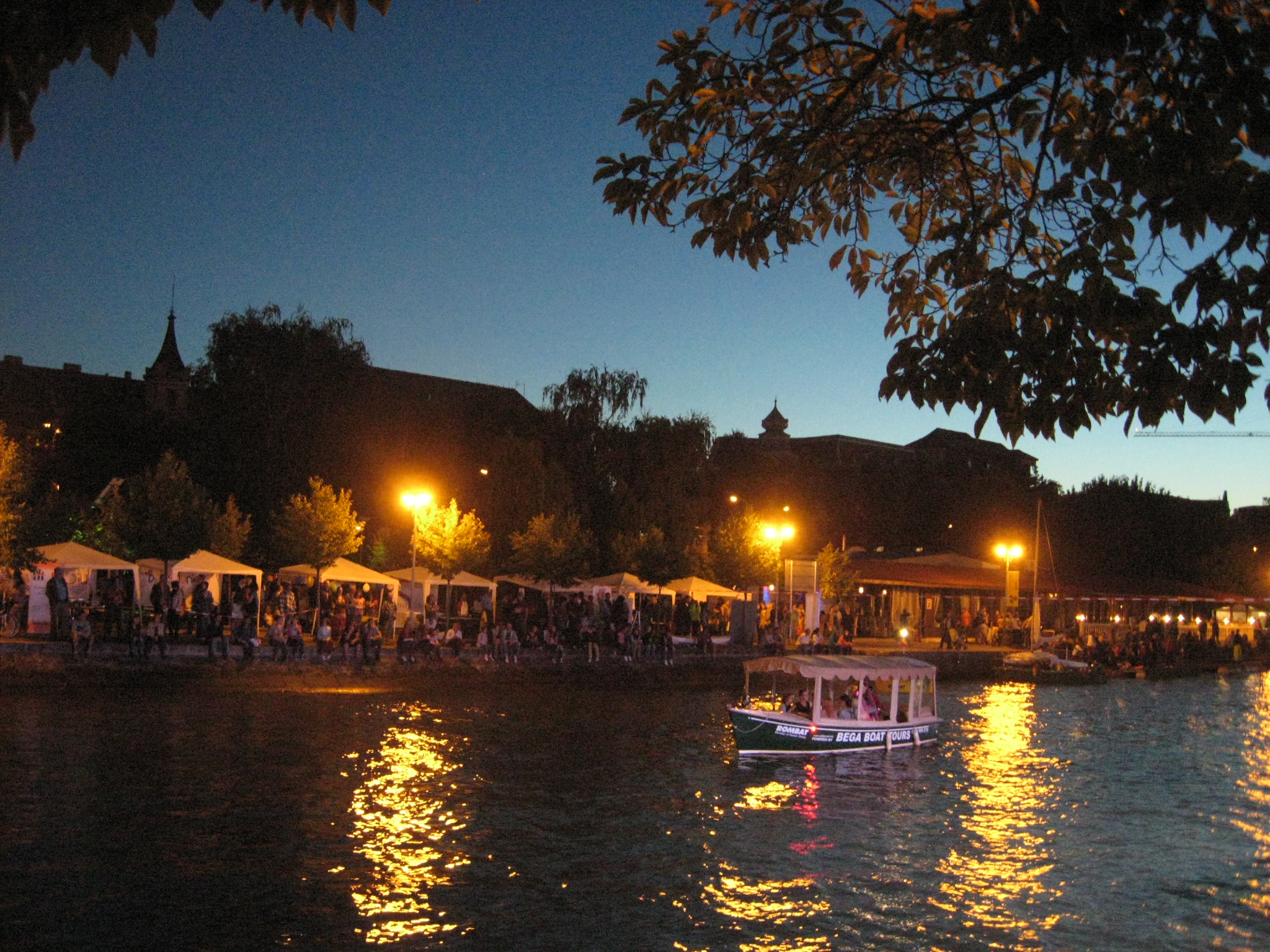 Raul Bega a devenit un adevarat bulevard. GALERIE FOTO de la a doua zi ...